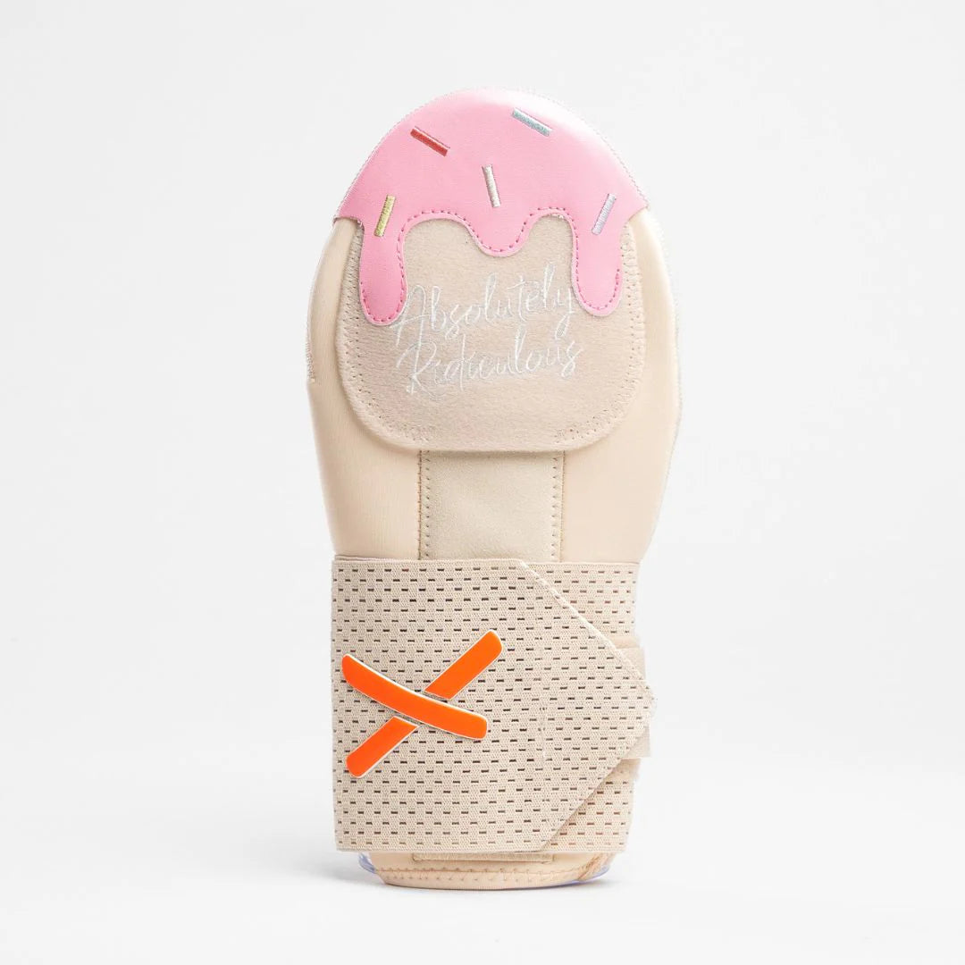 ARiA Strawberry Ice Cream Sliding Mitt || Absolutely Ridiculous Innova ...