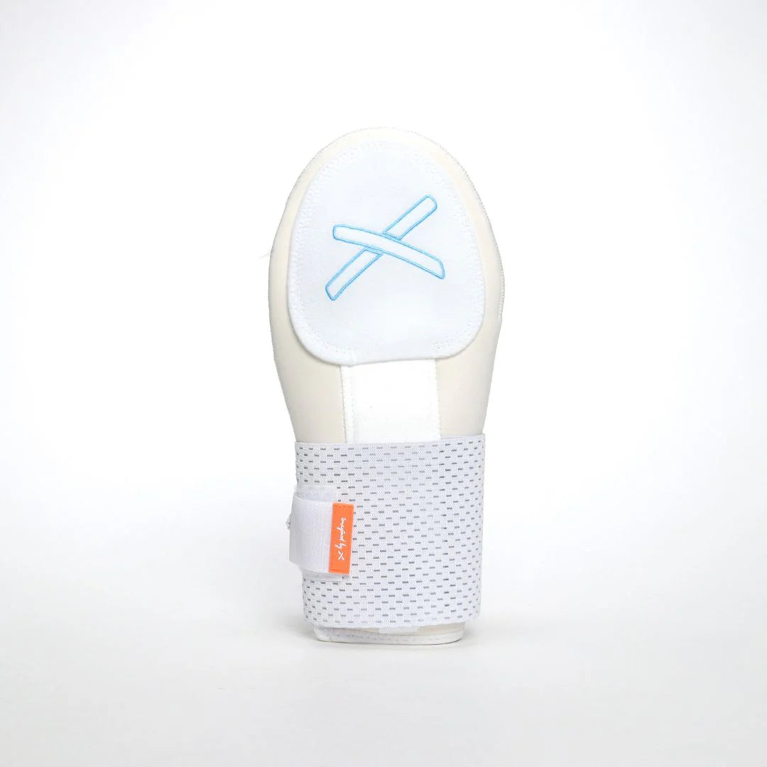 ARiA Abominable Snowman Sliding Mitt || Absolutely Ridiculous Innovati ...