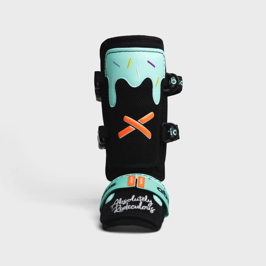 ARiA Mint Blackout Ice Cream Leg Guard || Absolutely Ridiculous Innova ...