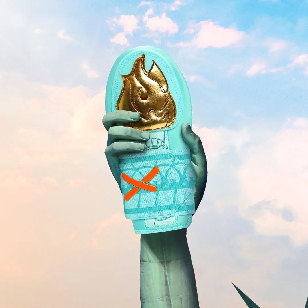 ARiA Lady Liberty Sliding Mitt || Absolutely Ridiculous Innovations ...